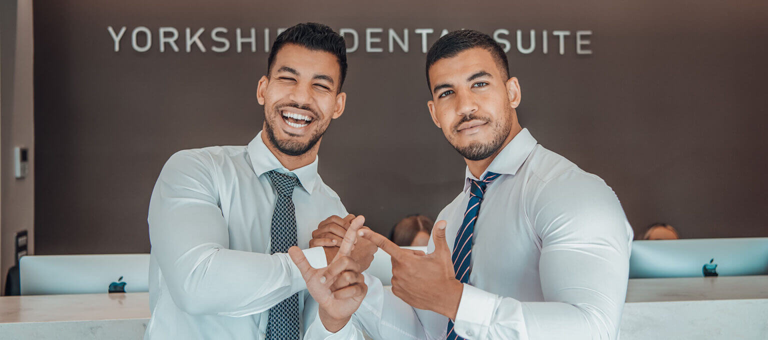 Bodybuilding Twins: Dentists Put a Smile on the Face of the Nation